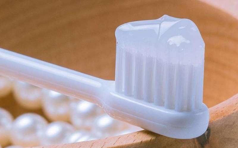 Why Do Dentists Use Hydroxyapatite Toothpaste? - EPRUI Biotech